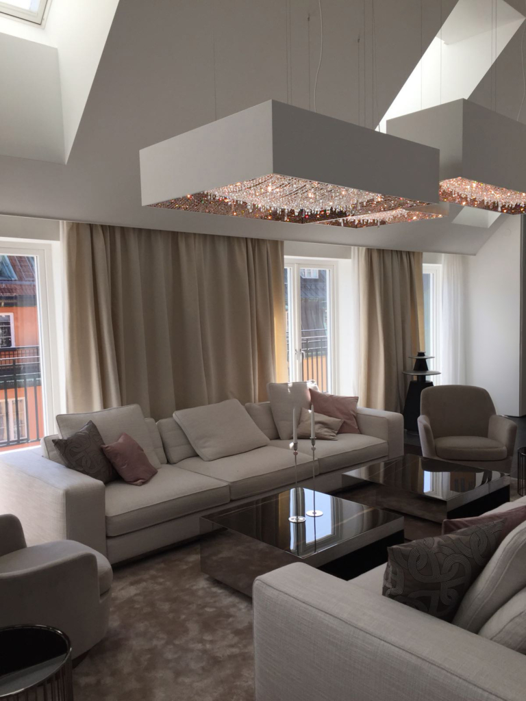 Manooi Chandeliers in Sweden | Manooi Crystal Chandeliers
